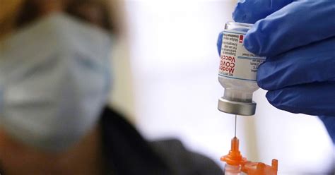 Vaccine Mandate For Large Employers Now In Effect