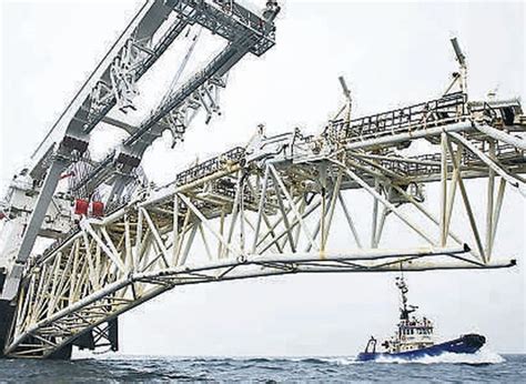 New Blow To Shell As Ship Halts Pipeline Operation Irish Independent