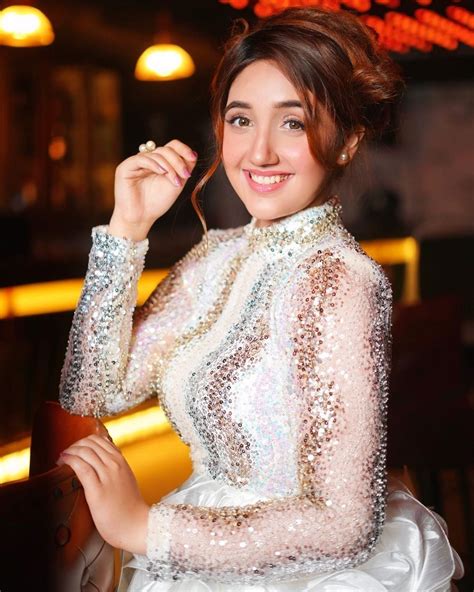 Ashnoor Kaur Rindianactresshub