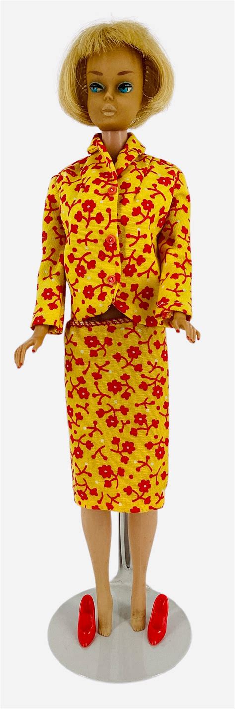 Lot Beautiful Blond American Girl Barbie Wearing Travel Togethers