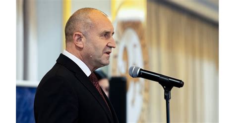 Втори ден от консултациите Радев ще разговаря с Възраждане БСП и ИТН