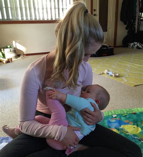 6 Tips For Breastfeeding Beyond 6 Months
