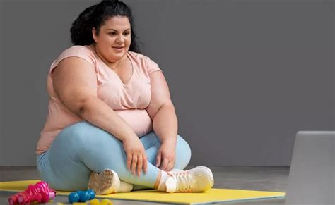 چگونه با نوجوان خود درباره پورنوگرافی صحبت کنیم؟ سعید بهکام روانشناس و سکستراپ ایرانی در