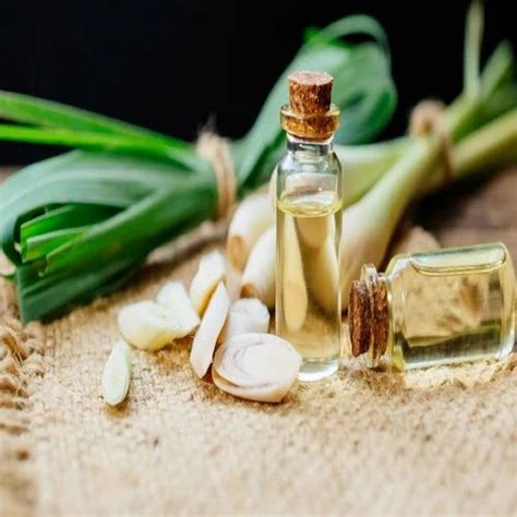 Lemongrass Oil Manufacturer At Rs 1450litre Essential Oils In