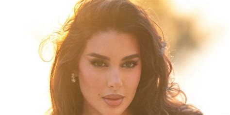 كيف يعبر حب ياسمين صبري للسفر عن مفهومها ويكشف صفاتها الشخصية؟ مجلة هي