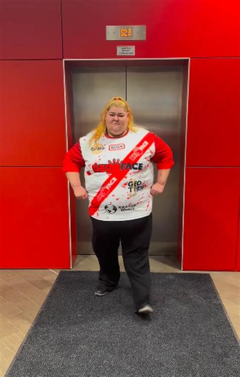 Galerie Do RedFace míří princezna Droběna Žena vážící 262 kilogramů