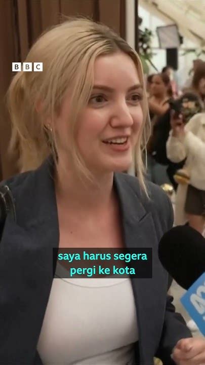 Reaksi Warga Australia Mencium Bau Bunga Bangkai Asal Sumatera Shorts Youtube