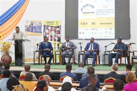 UL Un studio RapidMooc pour la promotion de lenseignement en ligne Université de Lomé