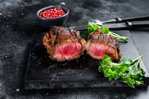 รูปภาพStriploin – เลือกดูภาพถ่ายสต็อก เวกเตอร์ และวิดีโอ229,167 | Adobe ...