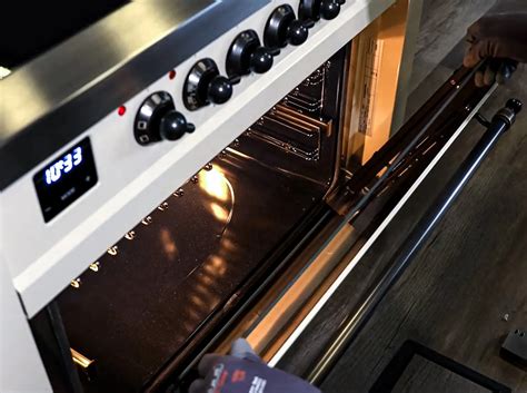 How To Replace Internal And Intermediate Glass Panels On Ilve Ranges