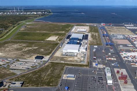Luftbild Wilhelmshaven Containerterminal Im Containerhafen Des