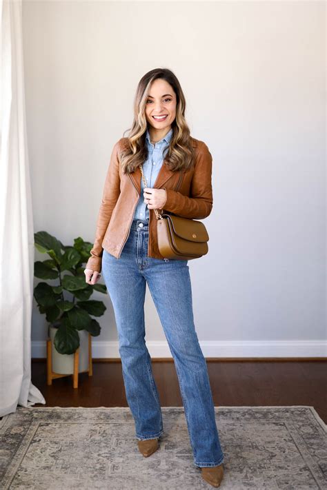6 Ways To Wear Flare Jeans Pumps And Push Ups