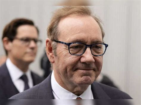 Sexual Assault Case Uk Jury Begins Deliberations In Trial Of Kevin