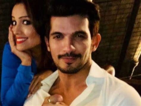 Arjun Bijlani Celebrates Birthday With Tv Beauties Mouni Roy Adaa Khan
