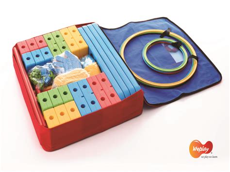 育心幼教社 學齡前幼教用品、益智教具、兒童圖書、園所日常用品、課桌椅櫃、大型遊具、安全防護設備、專業園所規劃設計，實地丈量估價