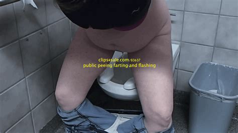 Annie Pee Sprinkles Flashes Tits And Throws It Back Found Public Toilet