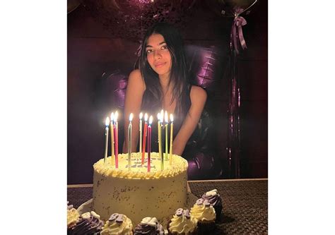 Karisma Kapoors Daughter Samaira Kapoor Turns 18 Kareena Kapoor Khan
