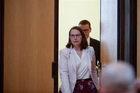 KPO Polska minister finansów przekonuje niemiecką prasę że rząd jest