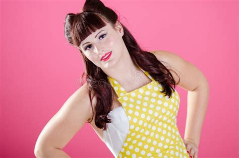 Fille De Pin Up Rousse Sexy Image Stock Image Du Vêtements Caucasien 96092035