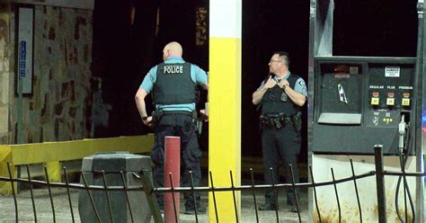 Police Man Shot Walking Into N Mpls Business Cbs Minnesota