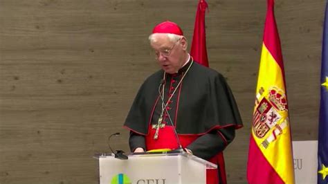 El Cardenal Müller Consagrado ‘papa De Los Ultraconservadores En Un