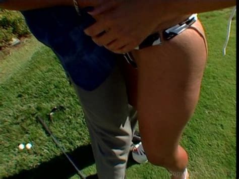 Super Sexy Refery Giving Outdoor Fuck From Puritan Video Magazine 35 Escape To Sex Island 2001