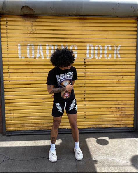 Pin By Unique Baller On Style Ideas Street Fashion Men Streetwear Summer Outfits Men Street