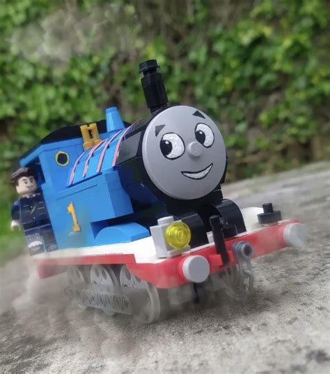 Daily Thomas Models On Twitter Todays Model Is An Awesome Model Of Thomas Made By