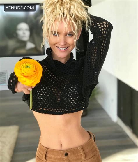 Nicky Whelan Nude And Sexy Photo Collection Aznude