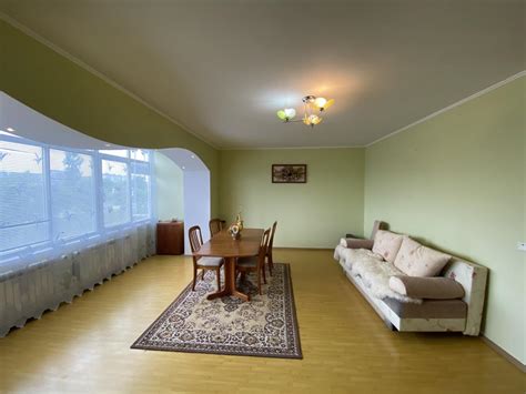 Продається велика двокімнатна квартира по вулиці Івасюка