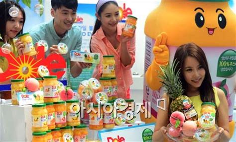 포토 맛있는 과일 주스와 함께 아시아경제