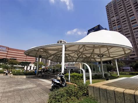 高雄｜高雄落羽松秘境，凹子底森林公園，高捷紅線r13凹子底站 輕旅行