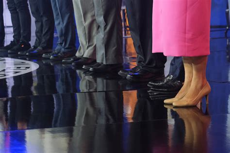 Robredo Says True Leaders Show Up Man Up Abs Cbn News