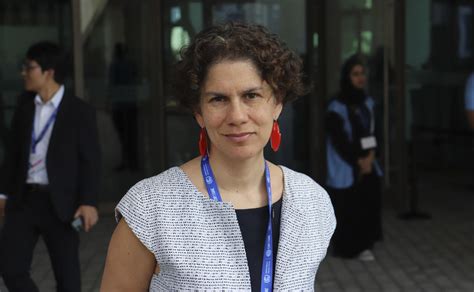 Polémica En El Gobierno Por Reunión De Ministra Del Medio Ambiente
