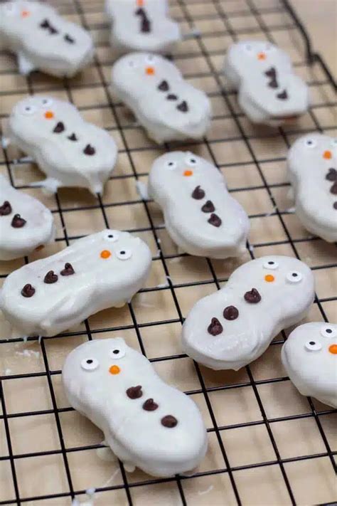 Best Nutter Butter Snowmen