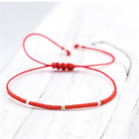 Bratara Aur Cu Snur Rosu Reglabil Ar3879 Cu Biluta Din Aur 14k De 2