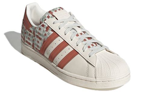 adidas originals Unisex Superstar Low-Top Sneakers White/Red/Green GV9 ...