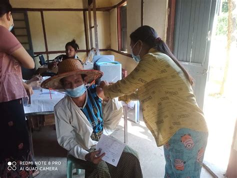 ဝါးခယ်မမြို့နယ်တွင် ကိုဗစ် ၁၉ ရောဂါကာကွယ်ဆေး မထိုးနှံရသေးသော ပြည်သူများအားကာကွယ်ဆေးများ ဆက်လက