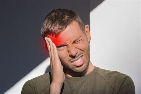 Whats The Difference Between Cluster Headaches And Migraines