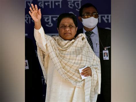 Bsp Supremo Mayawati To Campaign For Karnataka Elections