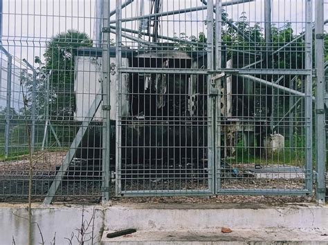 ကြာအင်းဆိပ်ကြီးမြို့နယ်ရှိ စစ်တပ်ပိုင် Mytel ဖုန်းအော်ပရေတာလိုင်း ၄ ခု တစ်ပြိုင်ထဲ မီးရှို့ခံရ