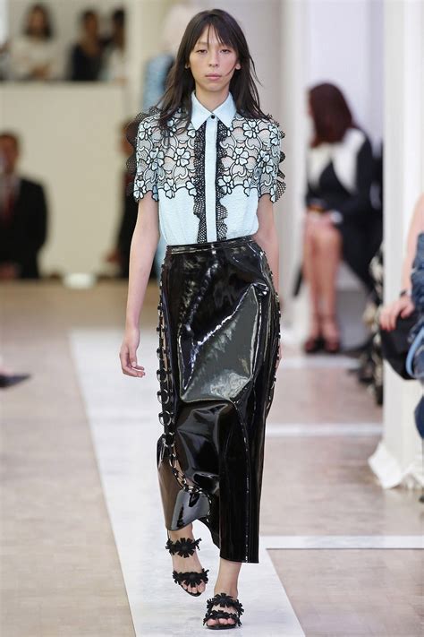 Emanuel Ungaro Ready To Wear Spring Summer 2016 Paris Nowfashion