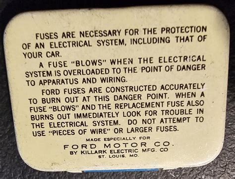 Vintage Ford Emergency Fuse Kit 5 Fuses Tin Box Dealer Auto 4690318038