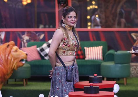 Bigg Boss 16 Grand Finale Priyanka Chahar Choudhary Beats Mc Stan