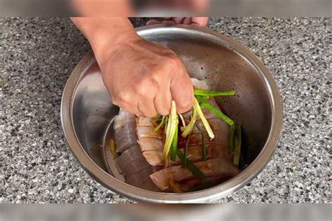 豆豉焖鱼腩的做法，出锅香气四溢，外香里嫩，太好吃了香气豆豉做法