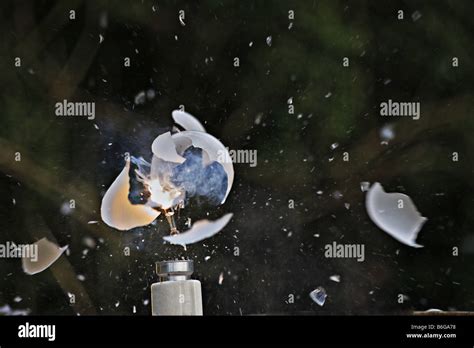 Exploding Light Bulb Hi Res Stock Photography And Images Alamy