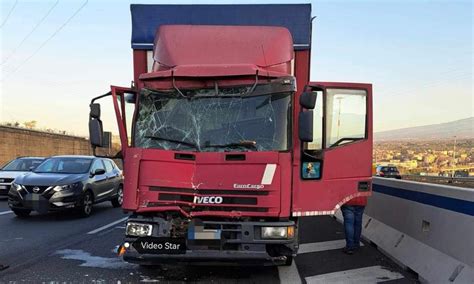 Incidente Stradale Sulla Tangenziale Di Catania Un Ferito