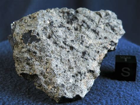 Meteorite Gallery Photos Information Hunting Research Preservation