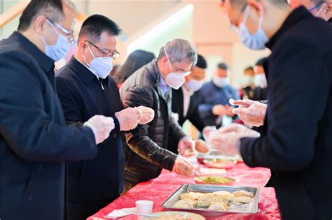 包饺子、赏民乐、送春联龙岗台胞欢乐齐聚迎新春过大年！龙岗新闻网