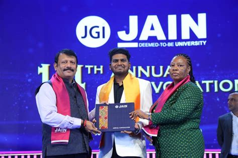 Bba Jainuniversity Graduation Newchapter College University